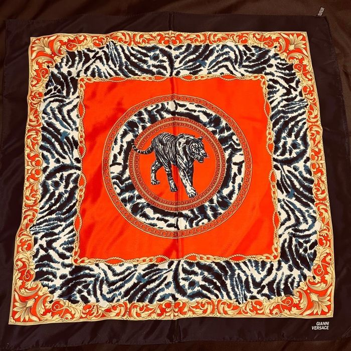 Versace Gianni Versace Atelier Silk Foulard Tiger animal print squa ...
