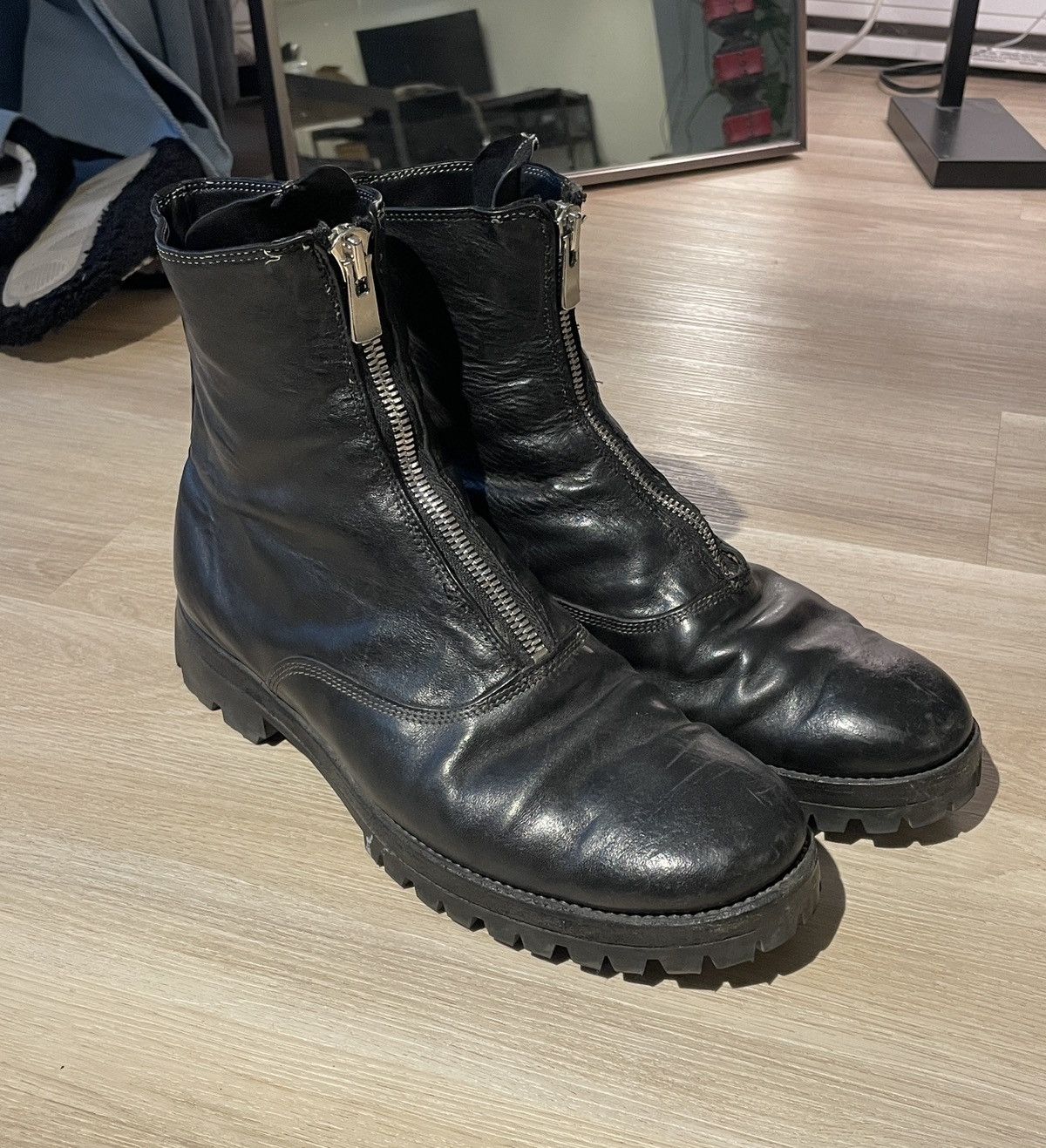Guidi Guidi 210 horse leather boot with vibram soles | Grailed