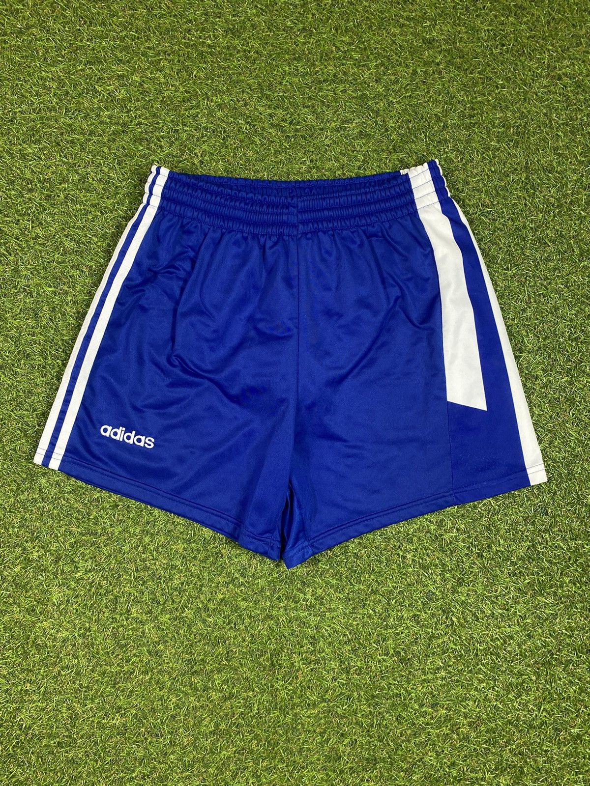 Adidas Vintage 90s Adidas shorts streetwear casual style | Grailed