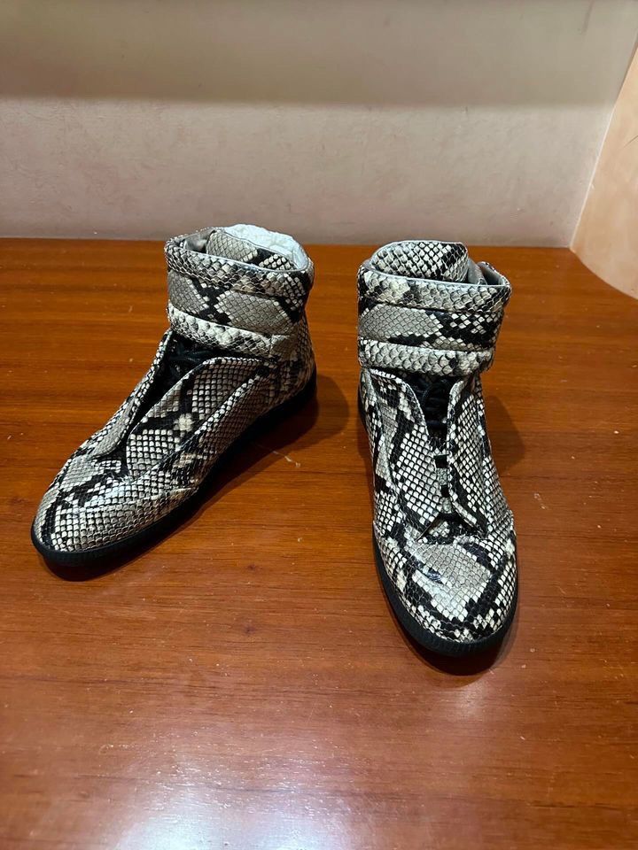 Maison Margiela maison margiela future snake skin | Grailed