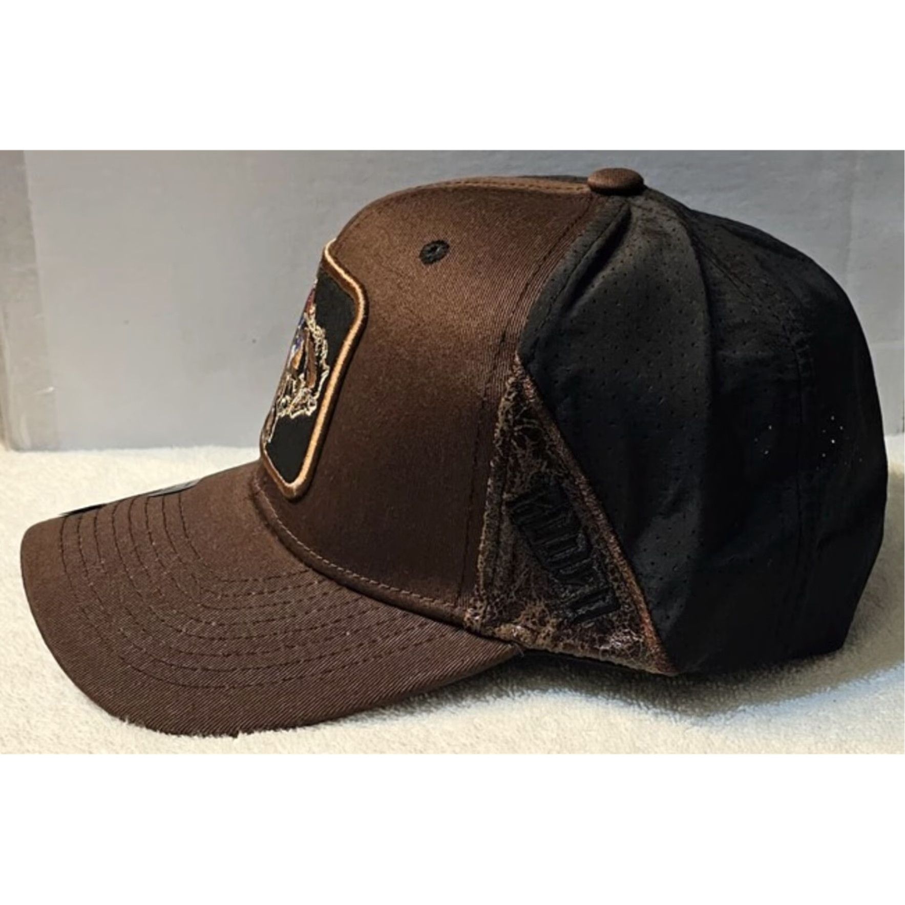 Vintage Classic Bronc Rider Roundup Rodeo Cowboy Bucking Horse Snapback ...