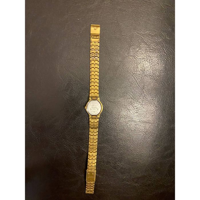 Seiko Seiko SX V401-0091 Gold Tone Women’s Watch! | Grailed