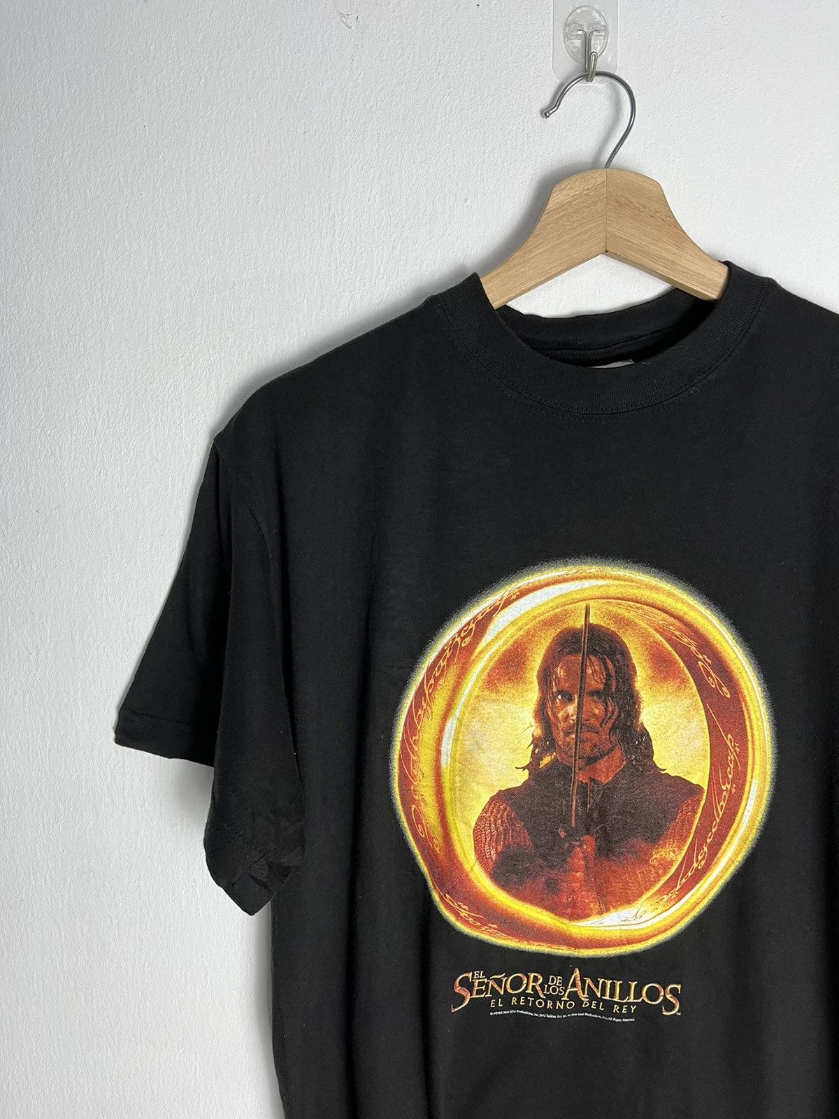 Vintage Vintage Lord Of The Rings Movie Aragon Ringwraiths T Shirt ...