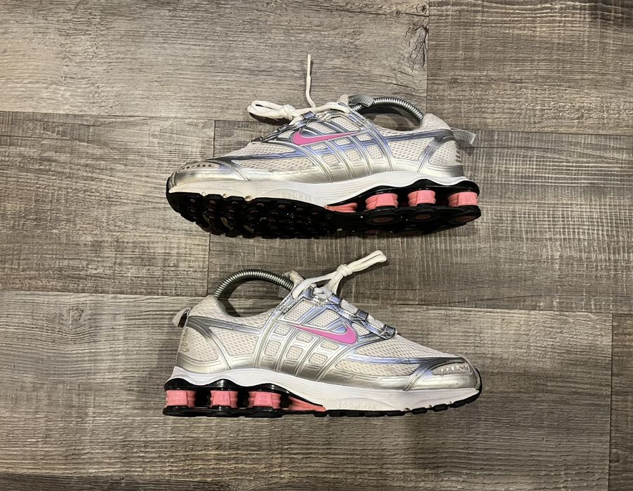 Nike NIKE • Nike Shox Y2K "NIKE ID" (7M) | Grailed
