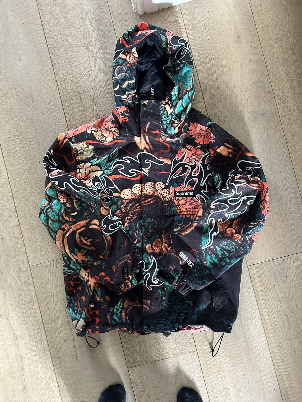 Supreme SS22 ‘Sacred Heart’ Gore-Tex Jacket | Grailed