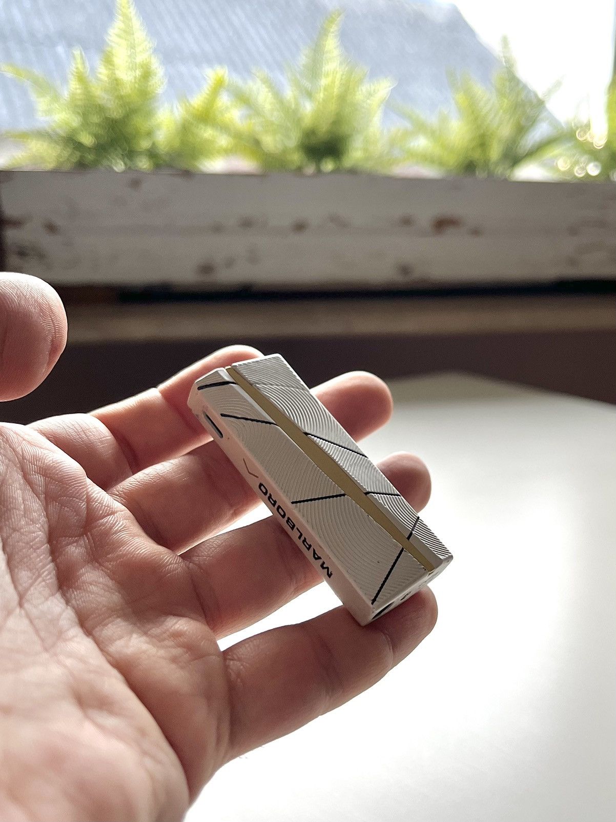 Vintage Y2K ELEGANCE MARLBORO FUTURISTIC METAL PUNK ROCK LIGHTER | Grailed