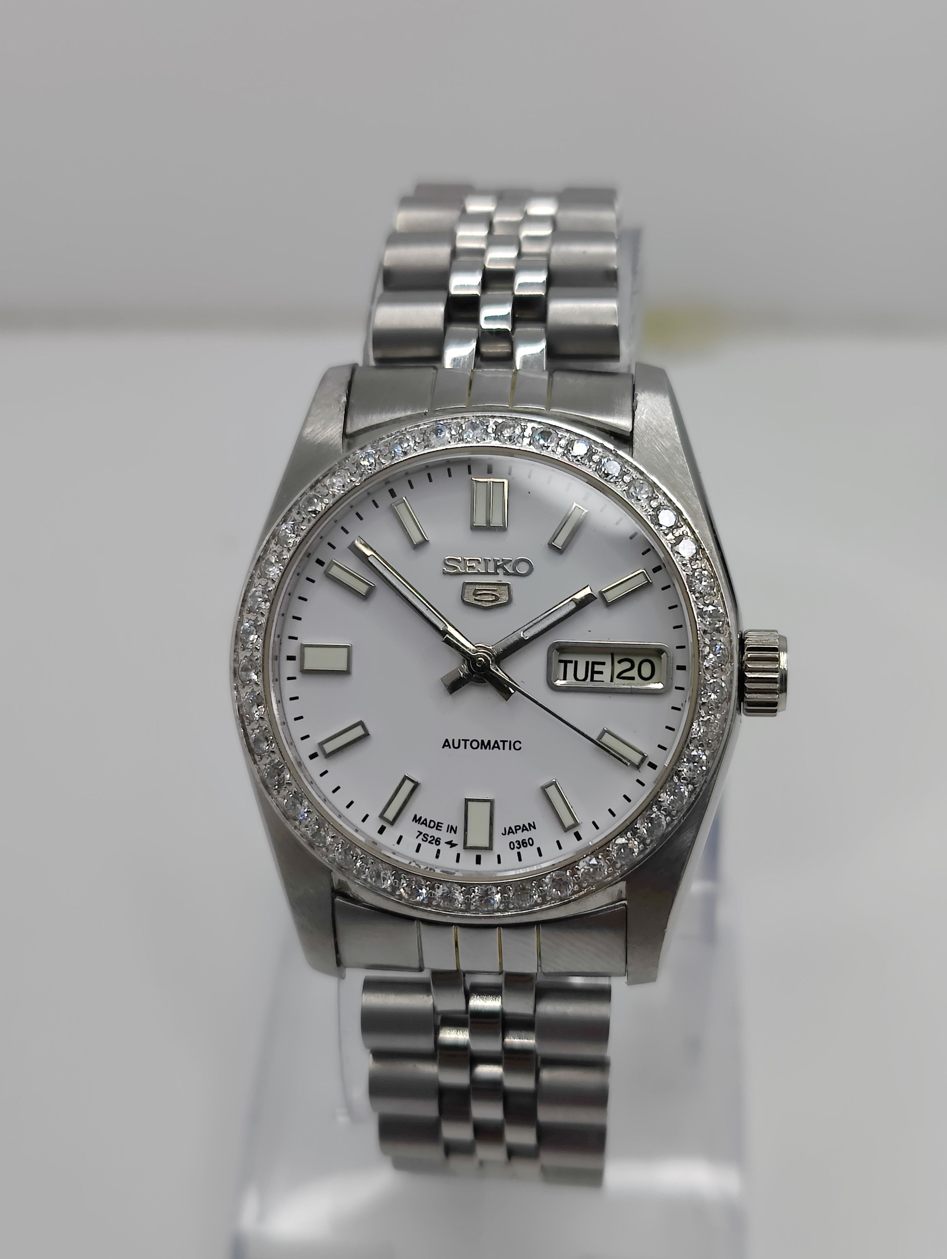 Seiko Seiko 5 Automatic Day/Date Japan | Grailed