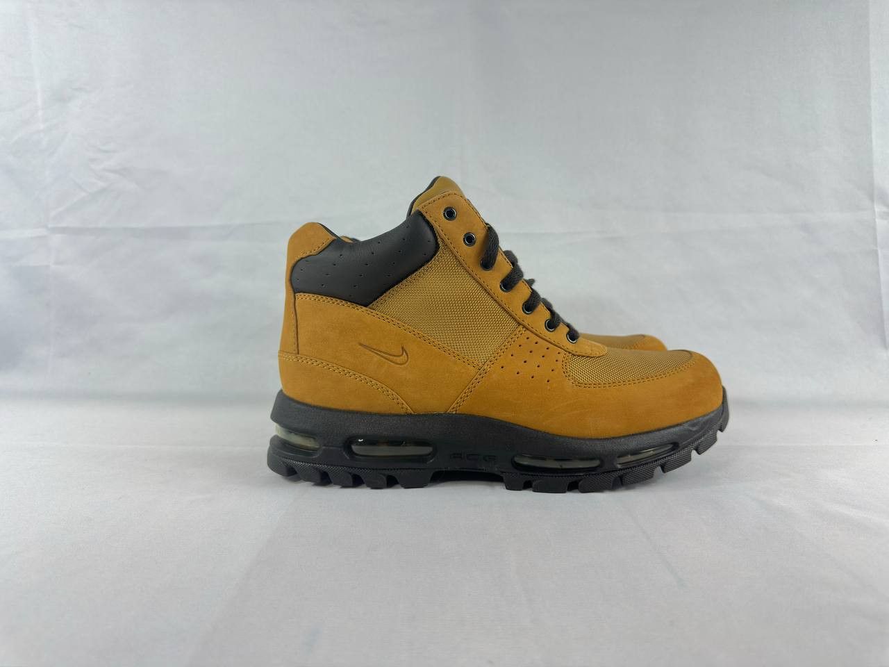 Nike Nike Air Max Goadome ACG 2009 Brown Boots | Grailed