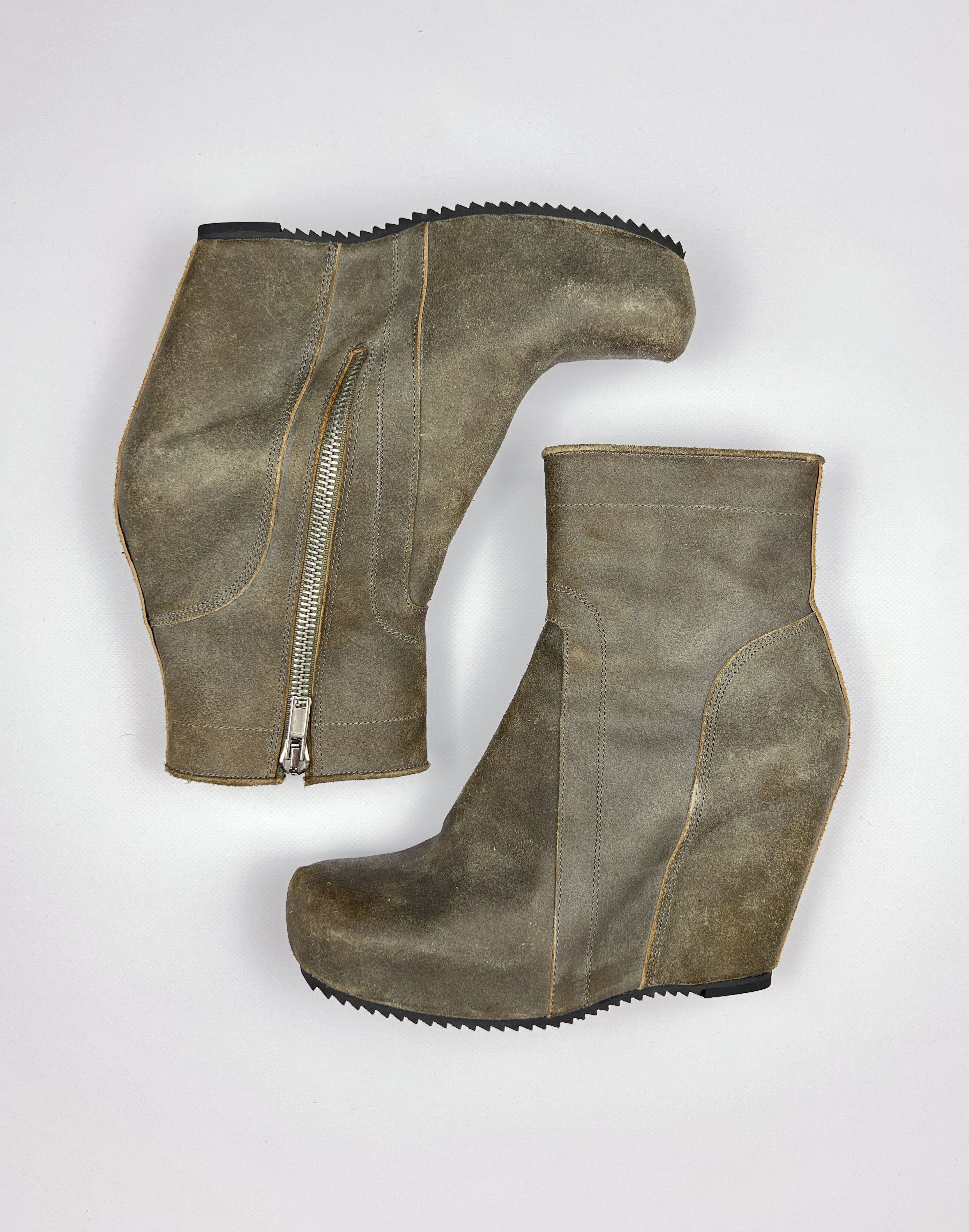 Rick Owens EXCLUSIVE. NEW. WEDGE ZIPPED LEATHER BOOTS, GLEAM F/W 2010 ...