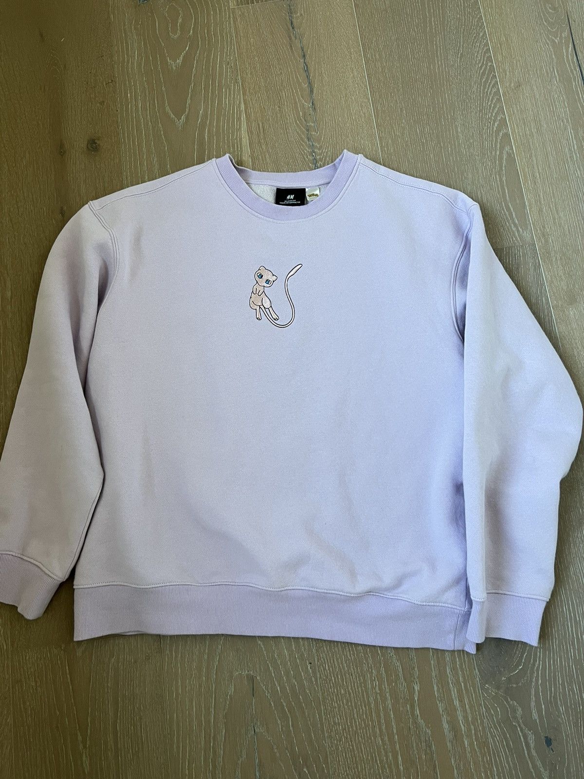 H&M × Pokemon H&M x Pokemon Mew Sweatshirt | Grailed