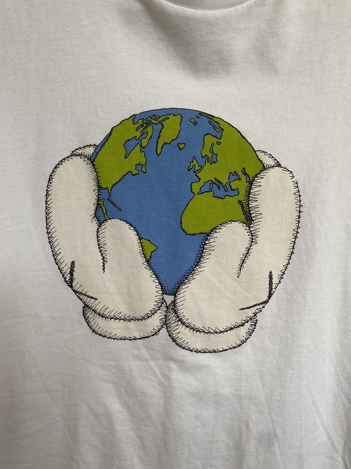 Kaws Kaws peace for all white | Grailed