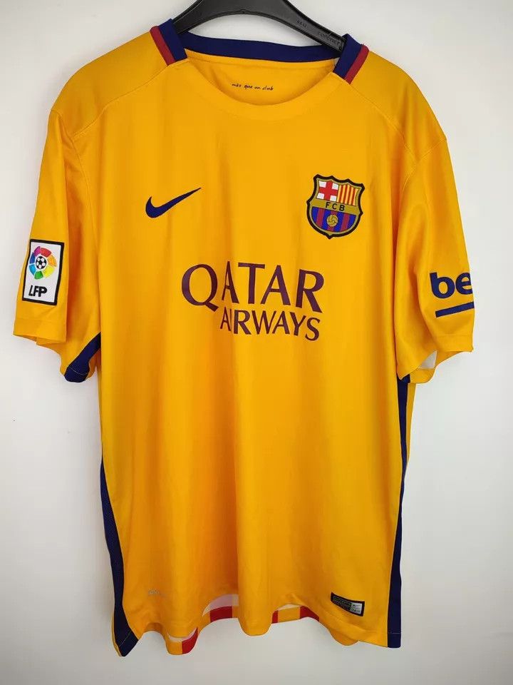 Nike FC Barcelona Away 2015 - 2016 FOOTBALL Kit SHIRT SOCCER | Grailed