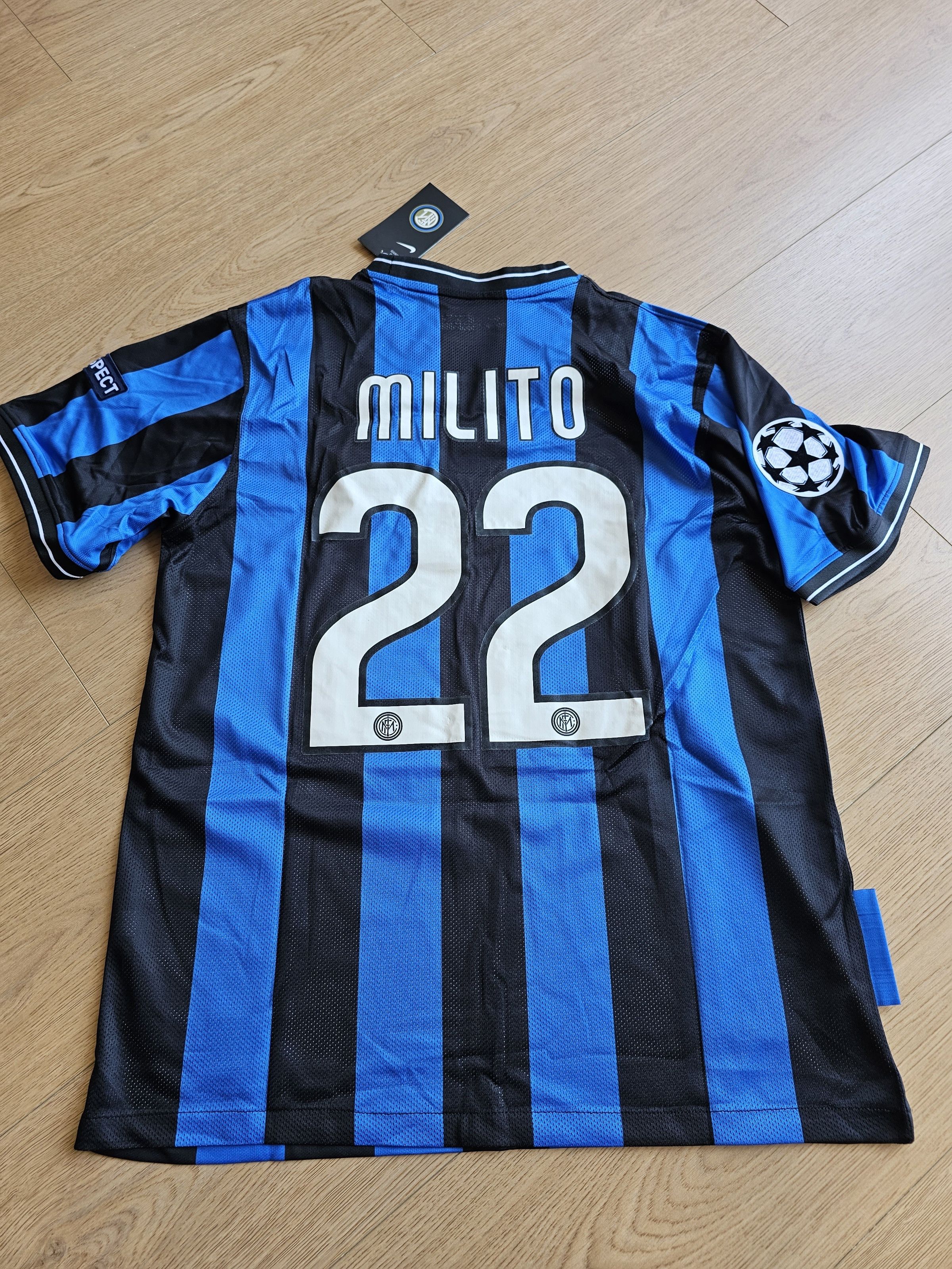 Vintage Inter Milan #22 Diego Milito Jersey | Grailed