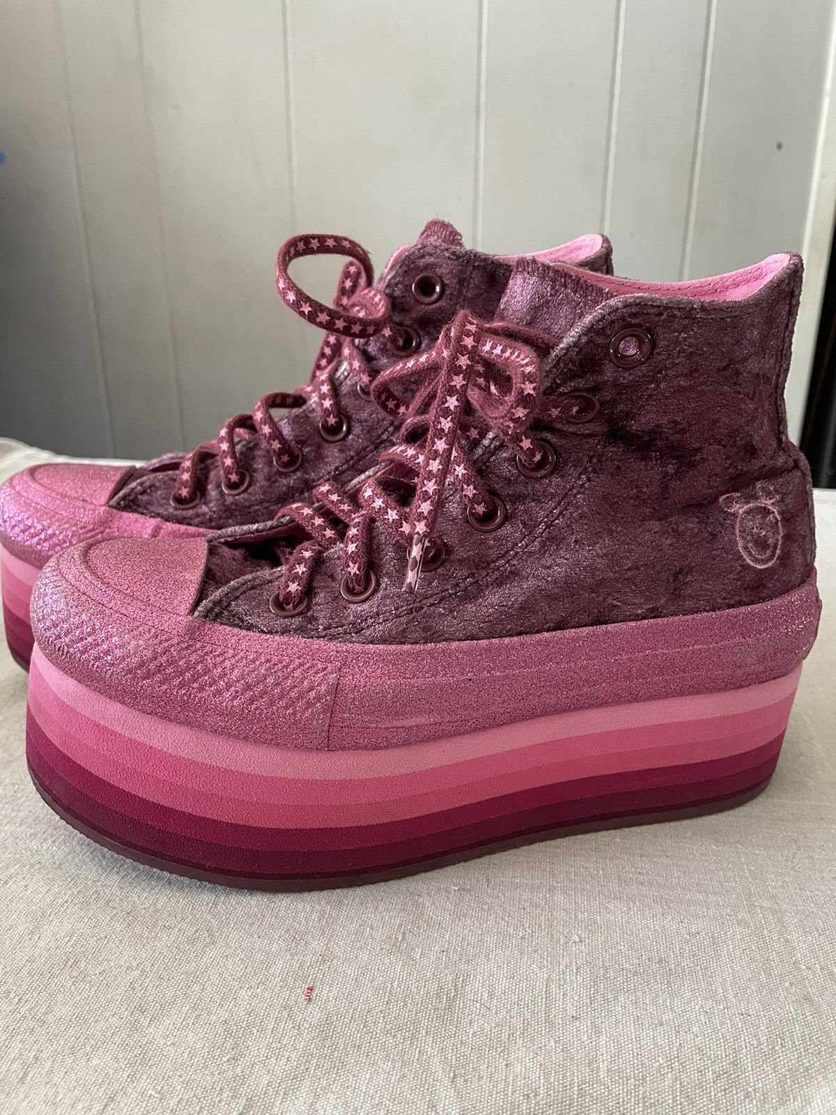 Converse x Miley Cyrus Shoes Women’s 5.5 Pink Platform