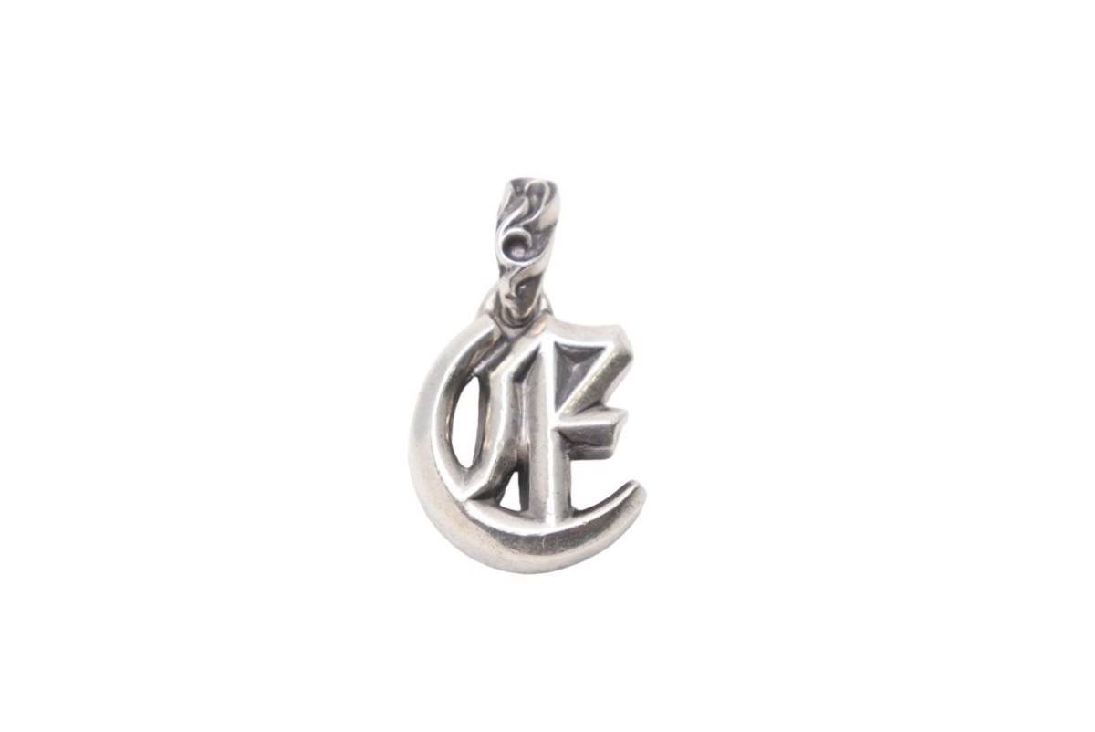Chrome hearts letter pendant store