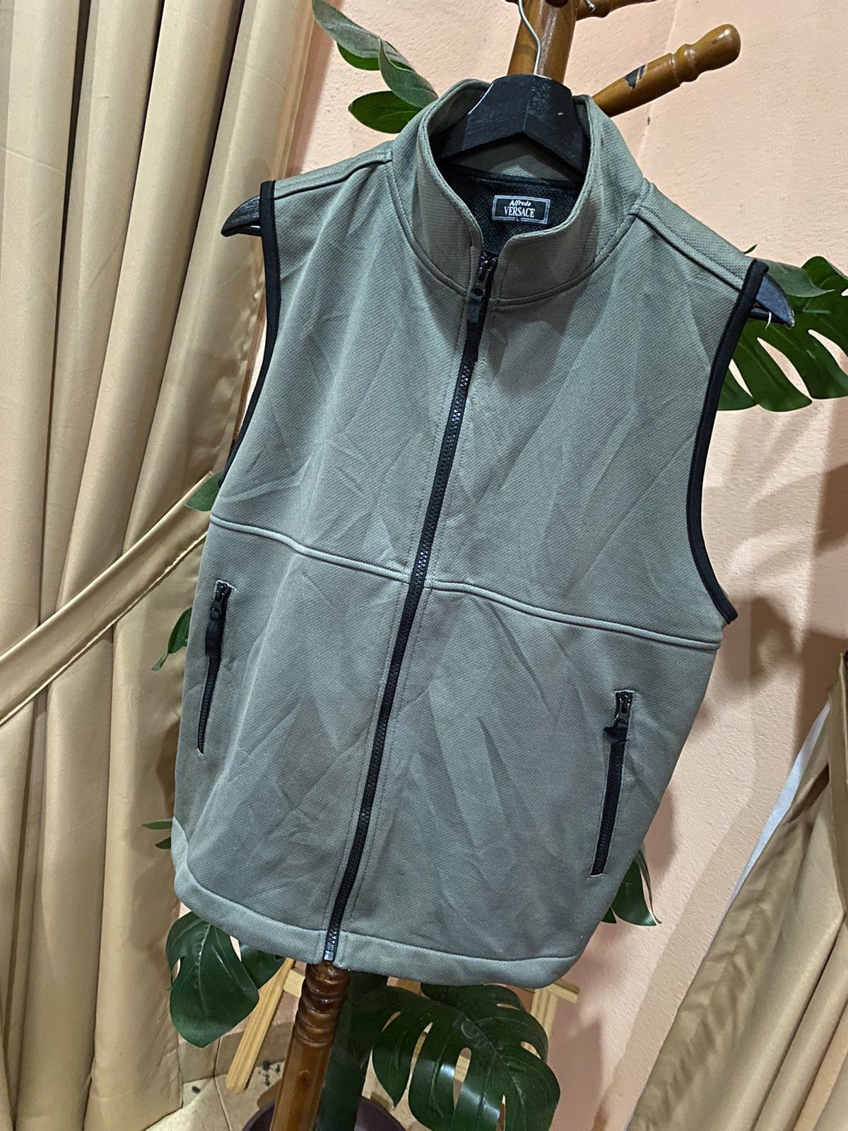 Japanese Brand Alfredo Versace Olive Green Utility Vest – Minimalist ...