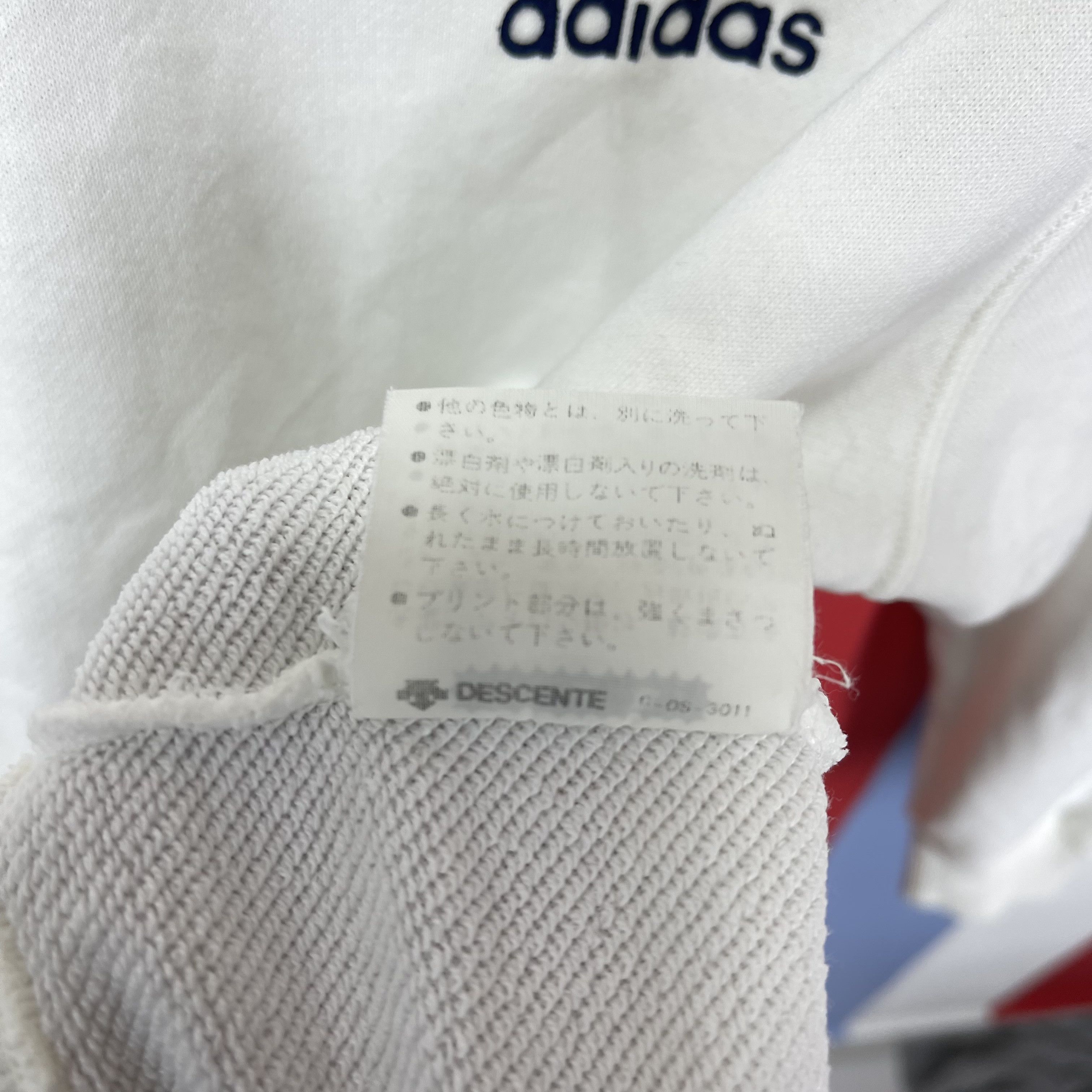 Adidas Vintage ADIDAS Crew Neck Sweatshirt #2037/14 | Grailed