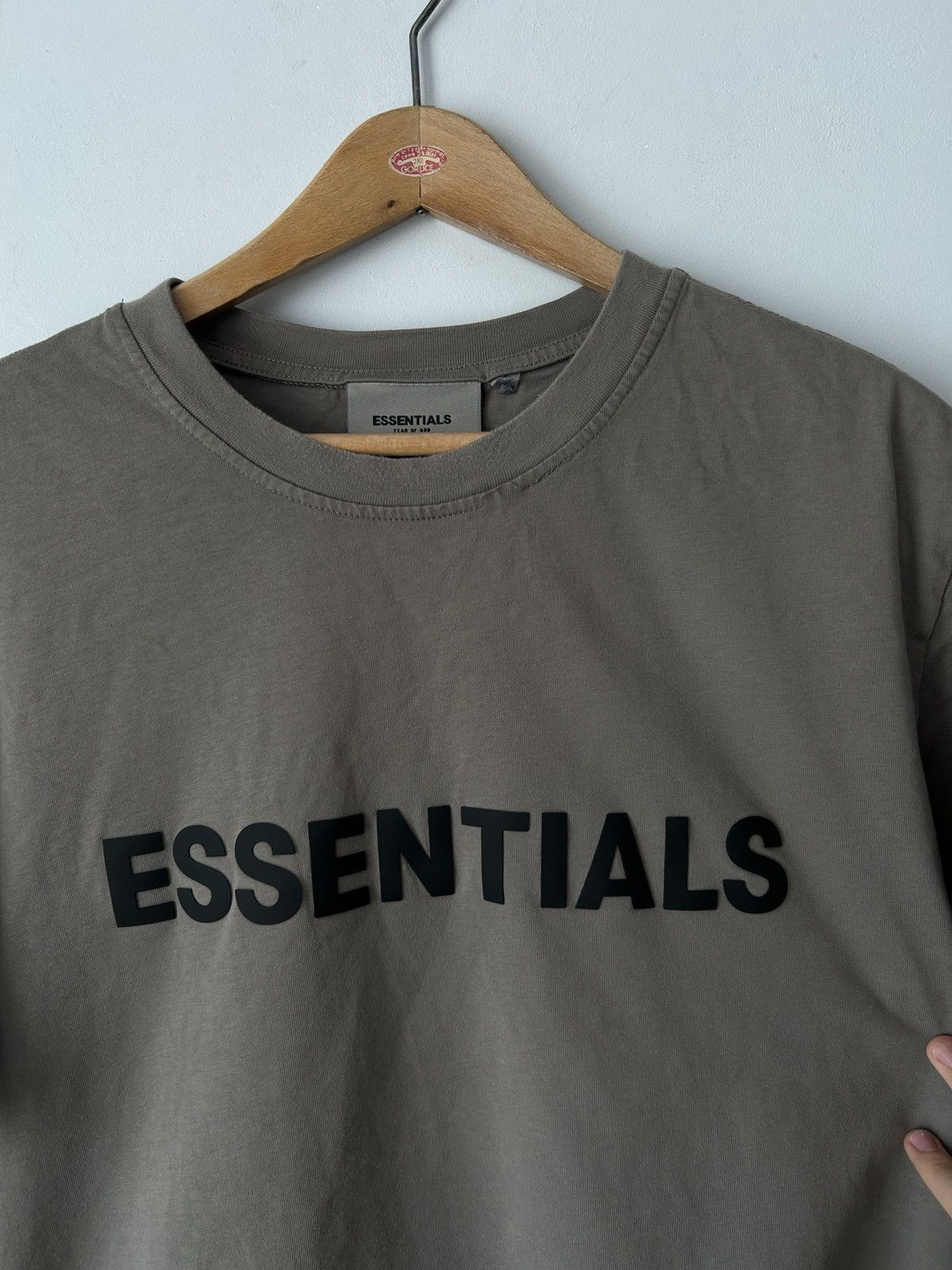Essentials Fear Of God Essentials Taupe Boxy T-shirt Applique Logo Tee ...