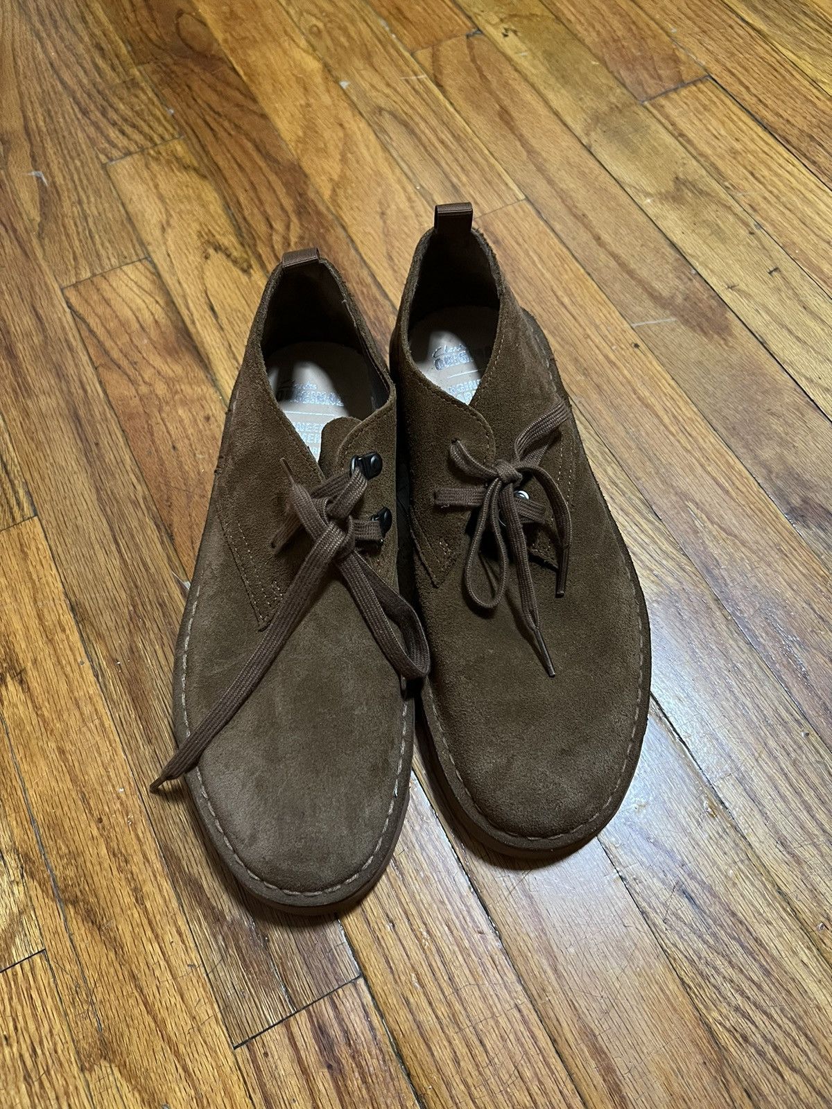 Clarks × Engineered Garments Clarks X ENGINEERED GARMENTS KHAN EG Suede ...