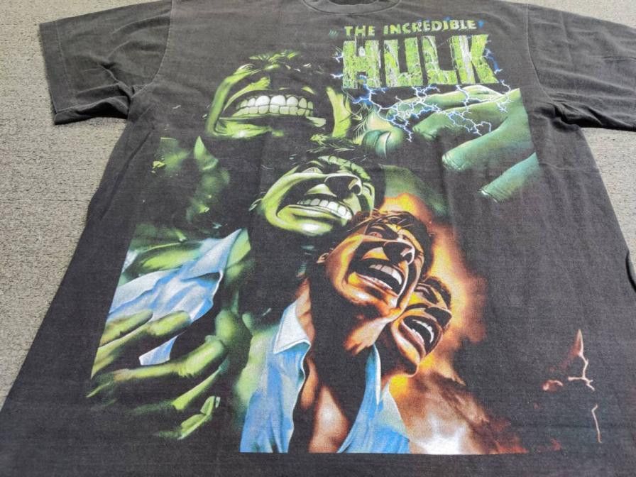 Marvel Comics × Streetwear The Incredible Hulk Graphic T-shirt Extra ...