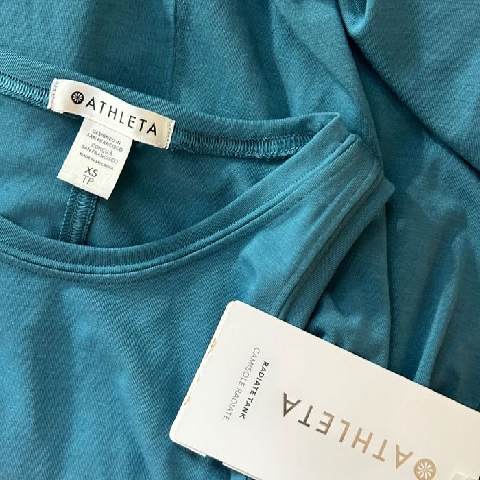 Athleta NWT Athleta Radiate Twist Tank XS Borealis Green NEW Train R ...