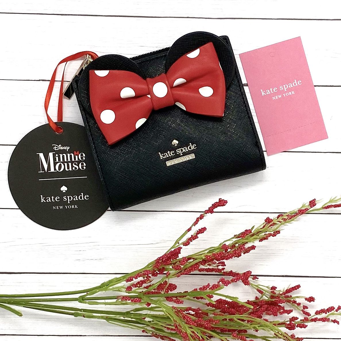 Disney NWT Limited Edition Minnie Mouse Adalyn Leather Wallet | Grailed