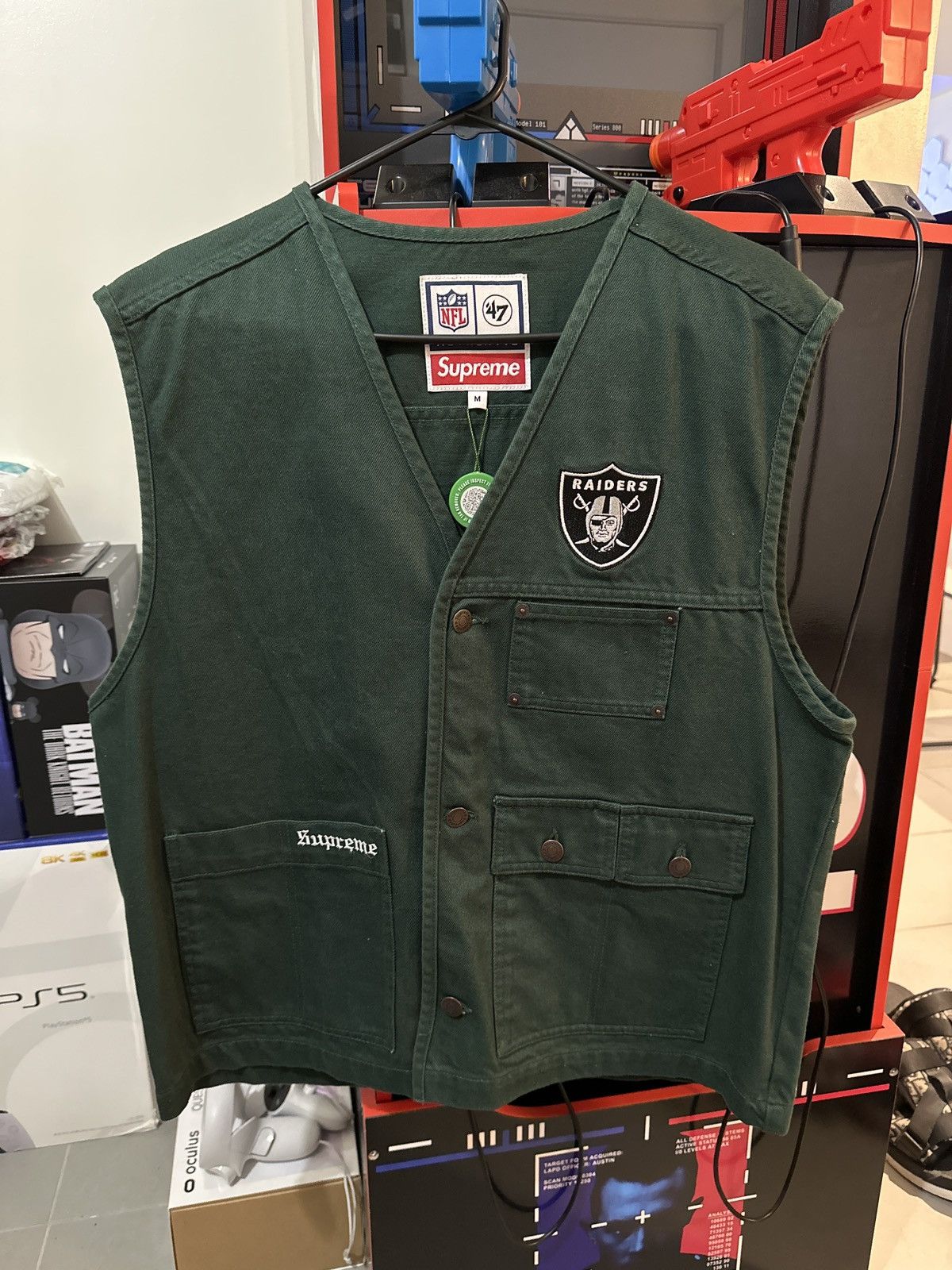 47 Brand × Supreme Supreme X Raiders vest | Grailed