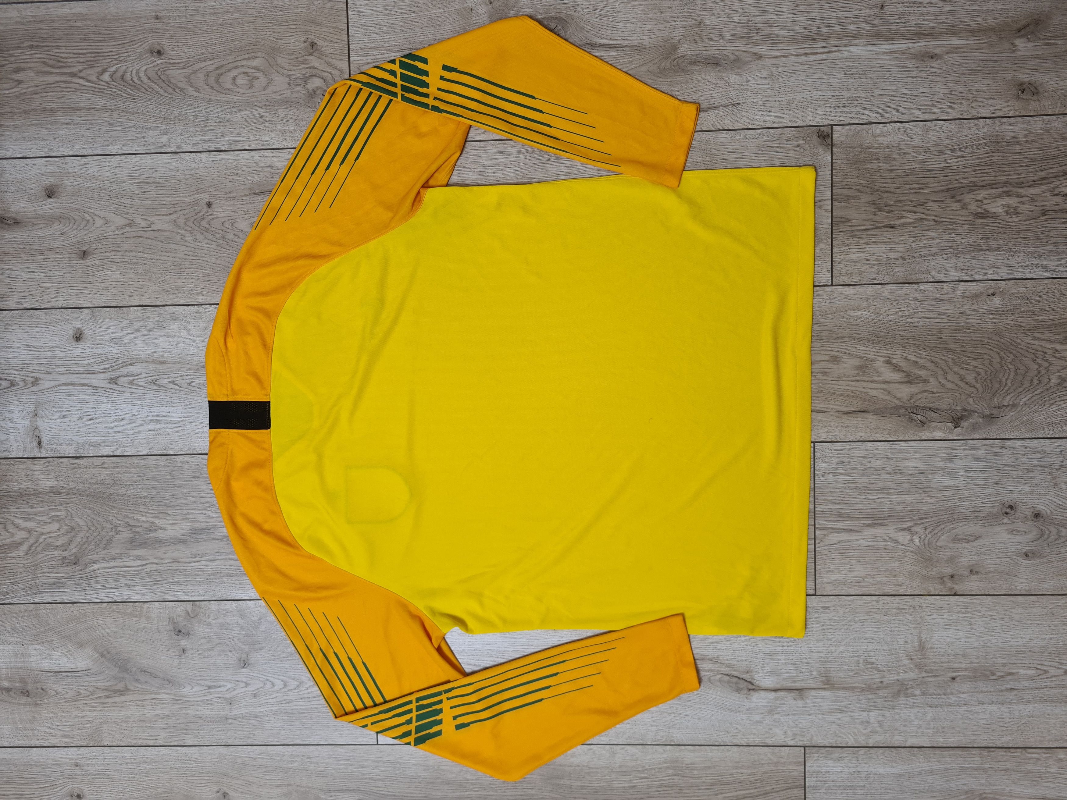 Nike ENGLAND 2018 2019 GOALKEEPER FOOTBALL SHIRT SOCCER JERSEY | Grailed