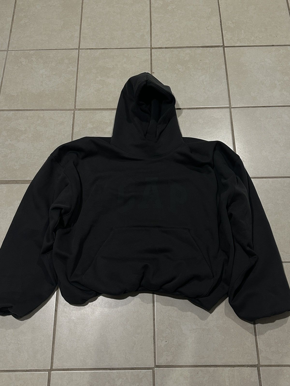 Streetwear × Yeezy Season YEEZY GAP BALENCIAGA DOVE HOODIE Streetwear × Yeezy Season YEEZY GAP BALENCIAGA DOVE HOODIE