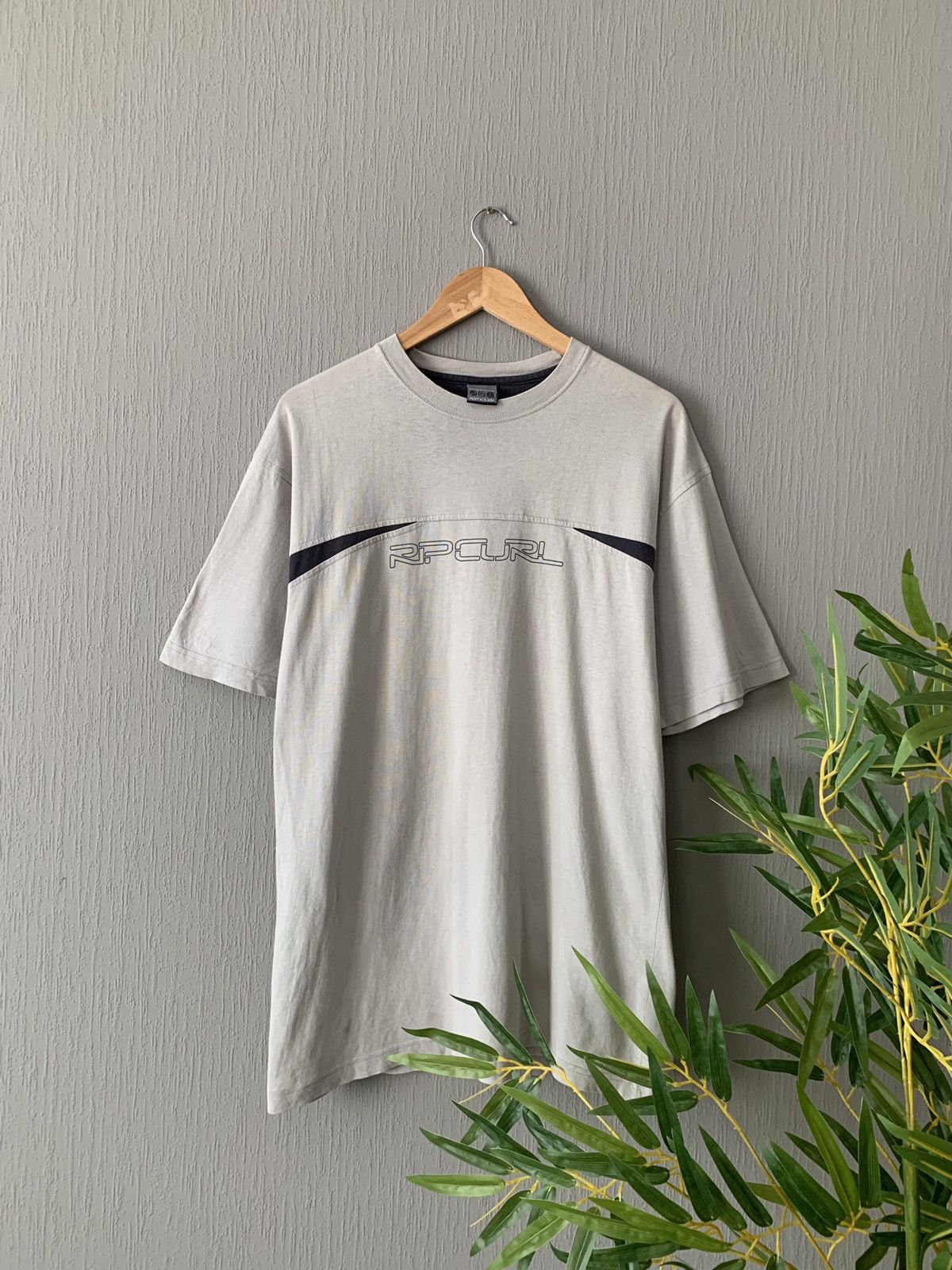 Rip Curl × Surf Style × Vintage RIP CURL VINTAGE CENTRAL LOGO SURF ...