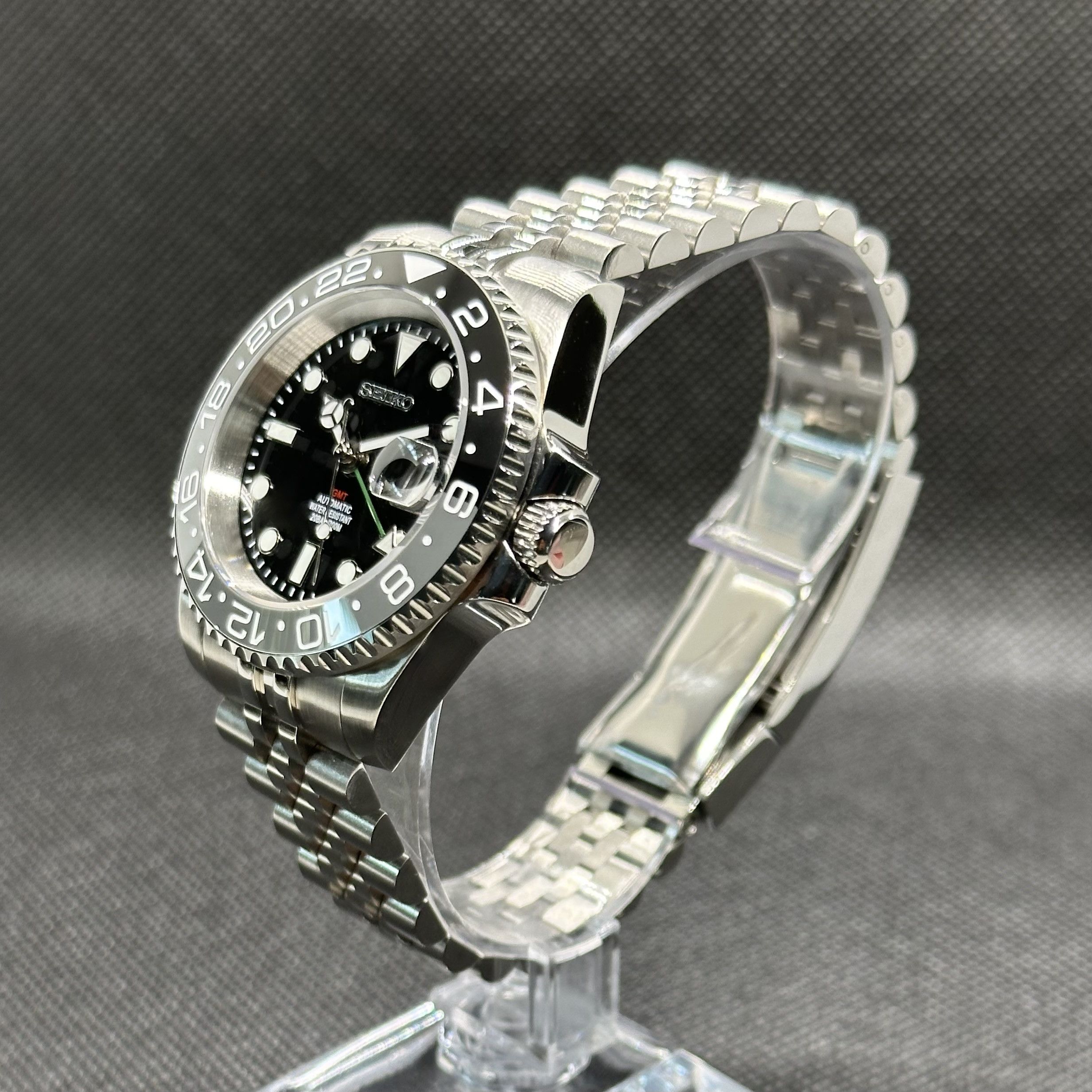 Custom Seiko Mod “Bruce Wayne” GMT Dive Watch | Grailed