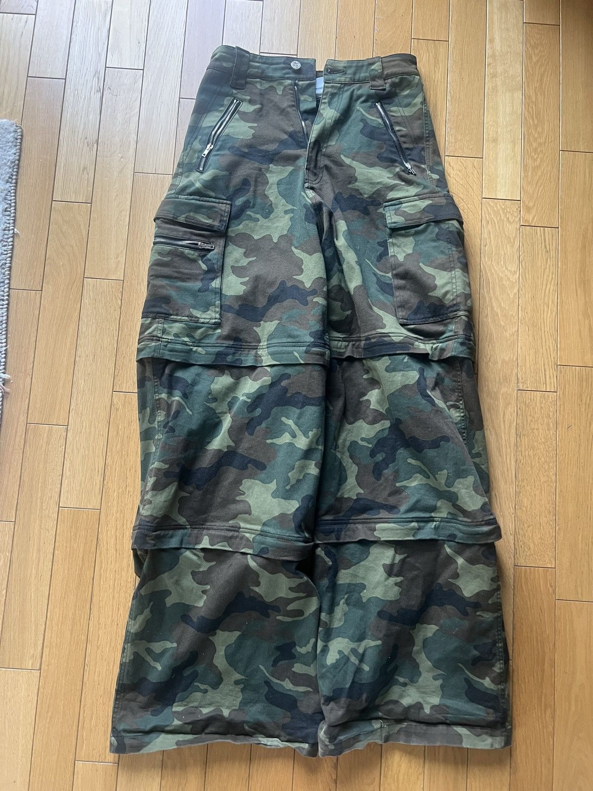 Vetements Vetements transformer camo pants | Grailed