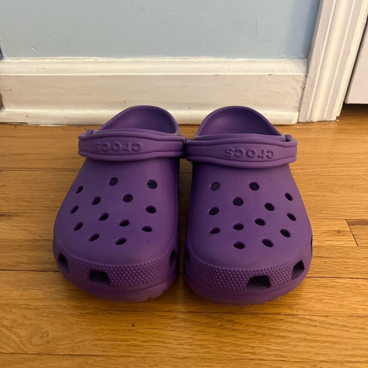 Purple crocs size 11 store