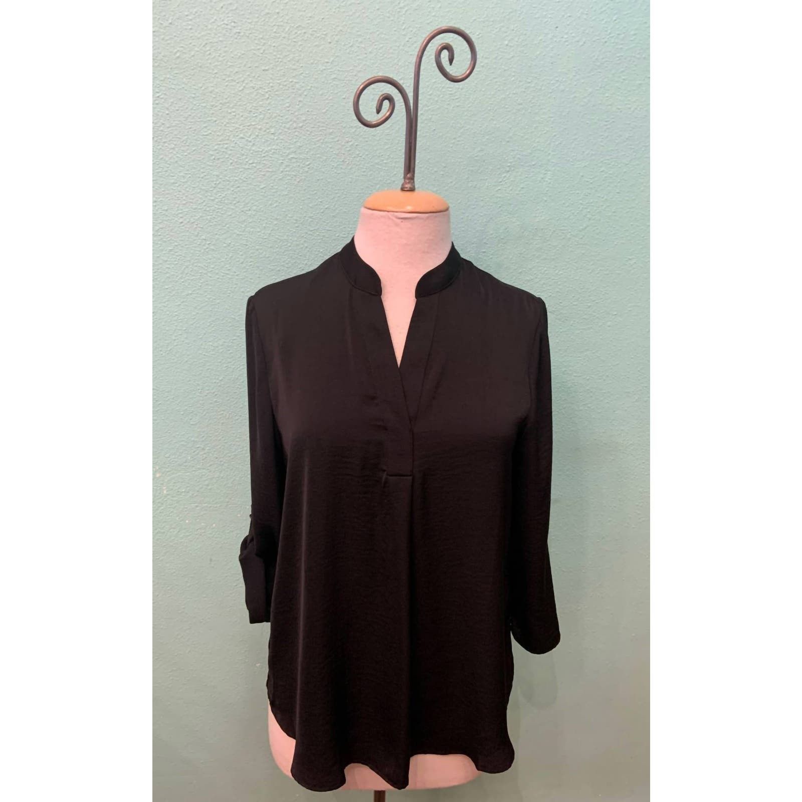 Renuar RENUAR Air Flow Split v Neck Blouse In Black | Grailed