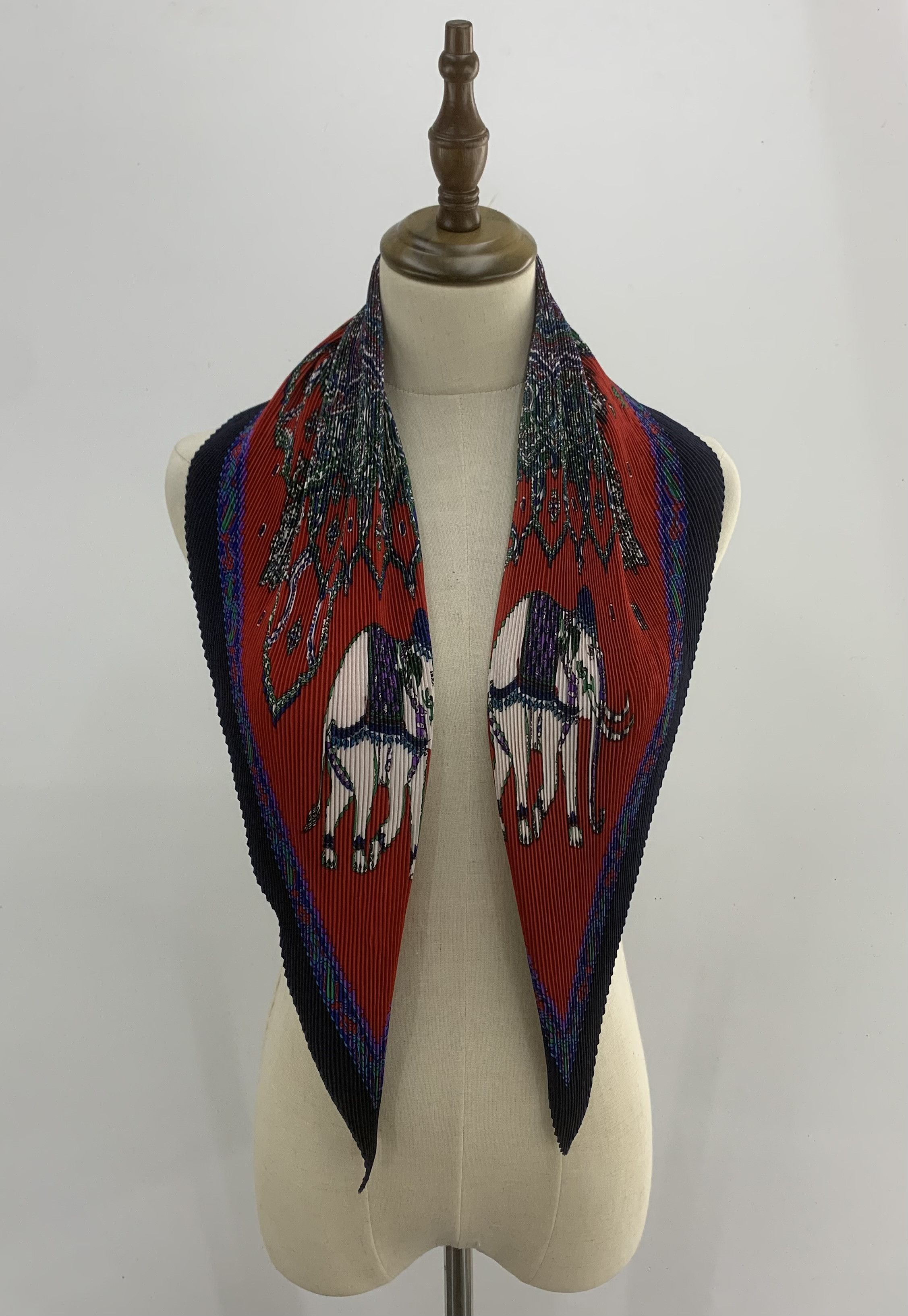 Vintage Sunkgung Sa scarf pleat neckwear | Grailed