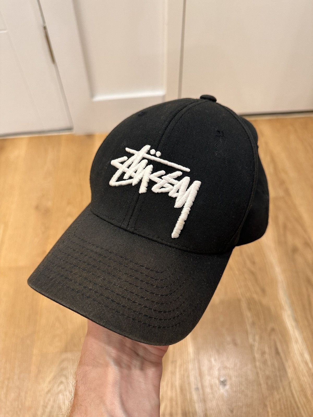 Stussy STUSSY SNAPBACK BLACK LOGO HAT | Grailed