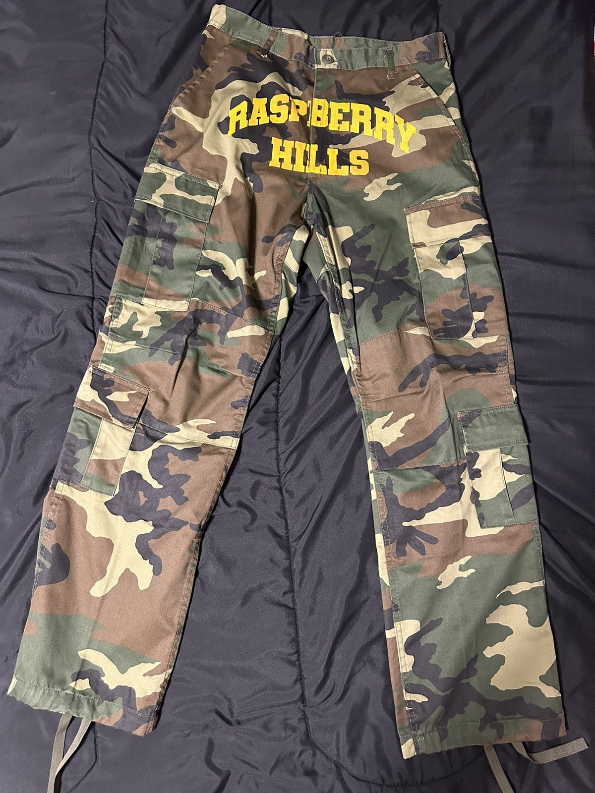 The GV Gallery GV Gallery Raspberry Hills Camo Pants | Grailed