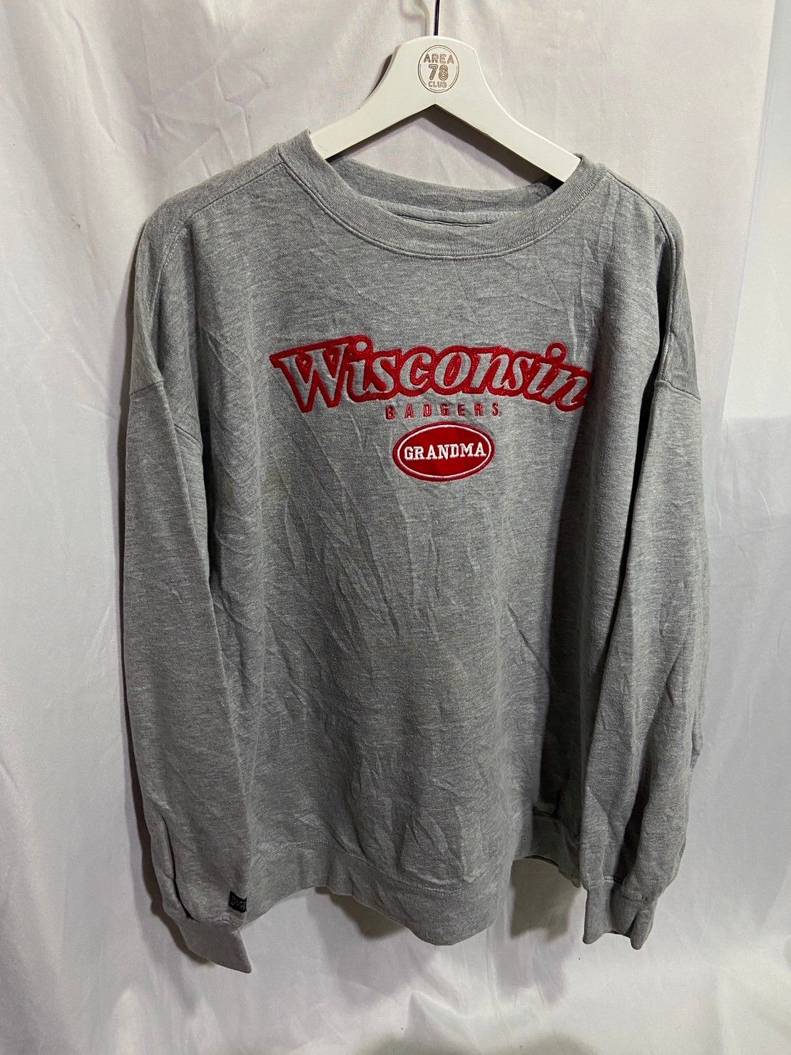 Vintage Vintage Wisconsin Badgers football Sweatshirt 90s | Grailed
