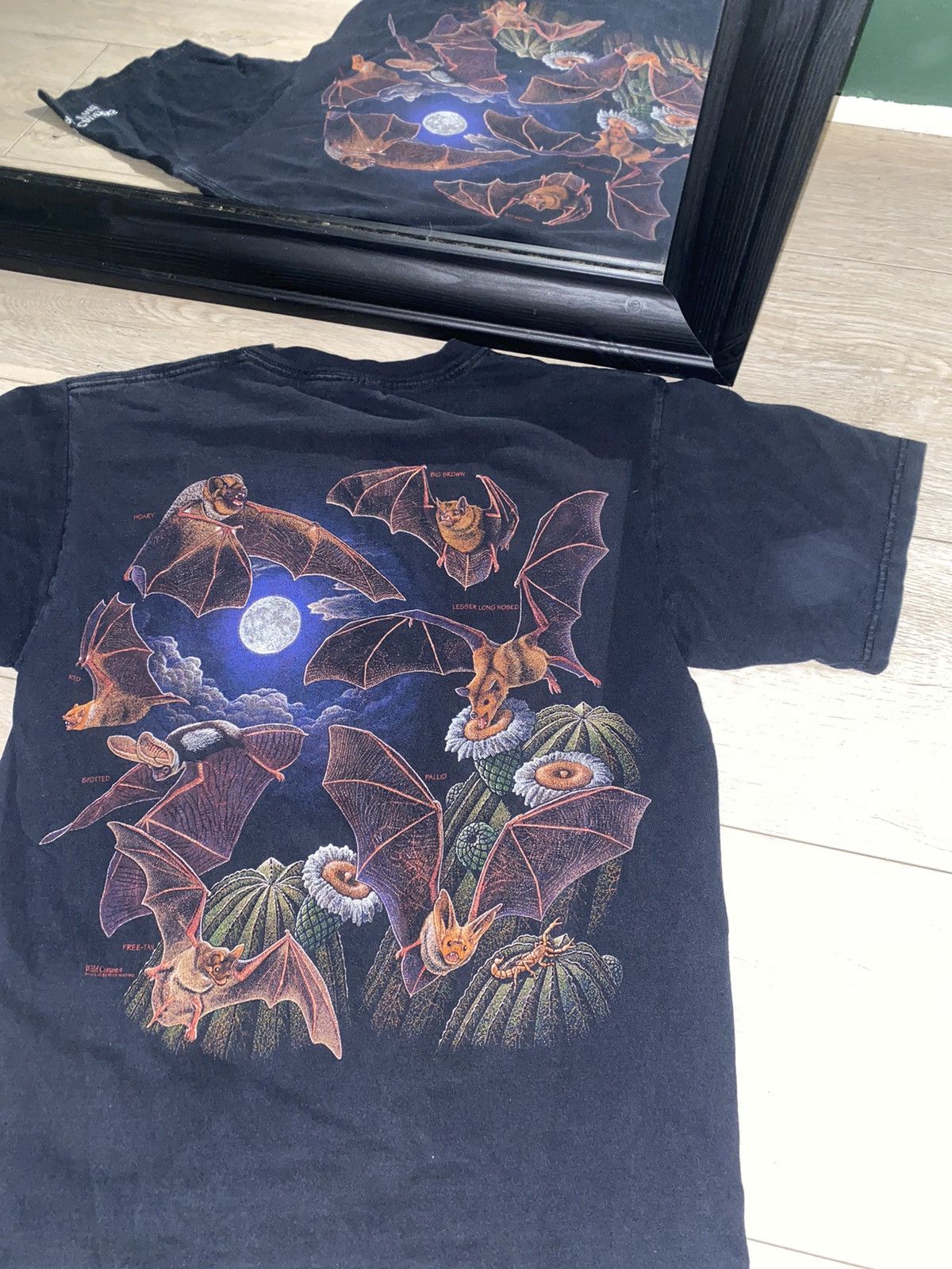 Liquid Blue × Streetwear × Vintage Vintage / Y2K Rare Art Bats Flying ...