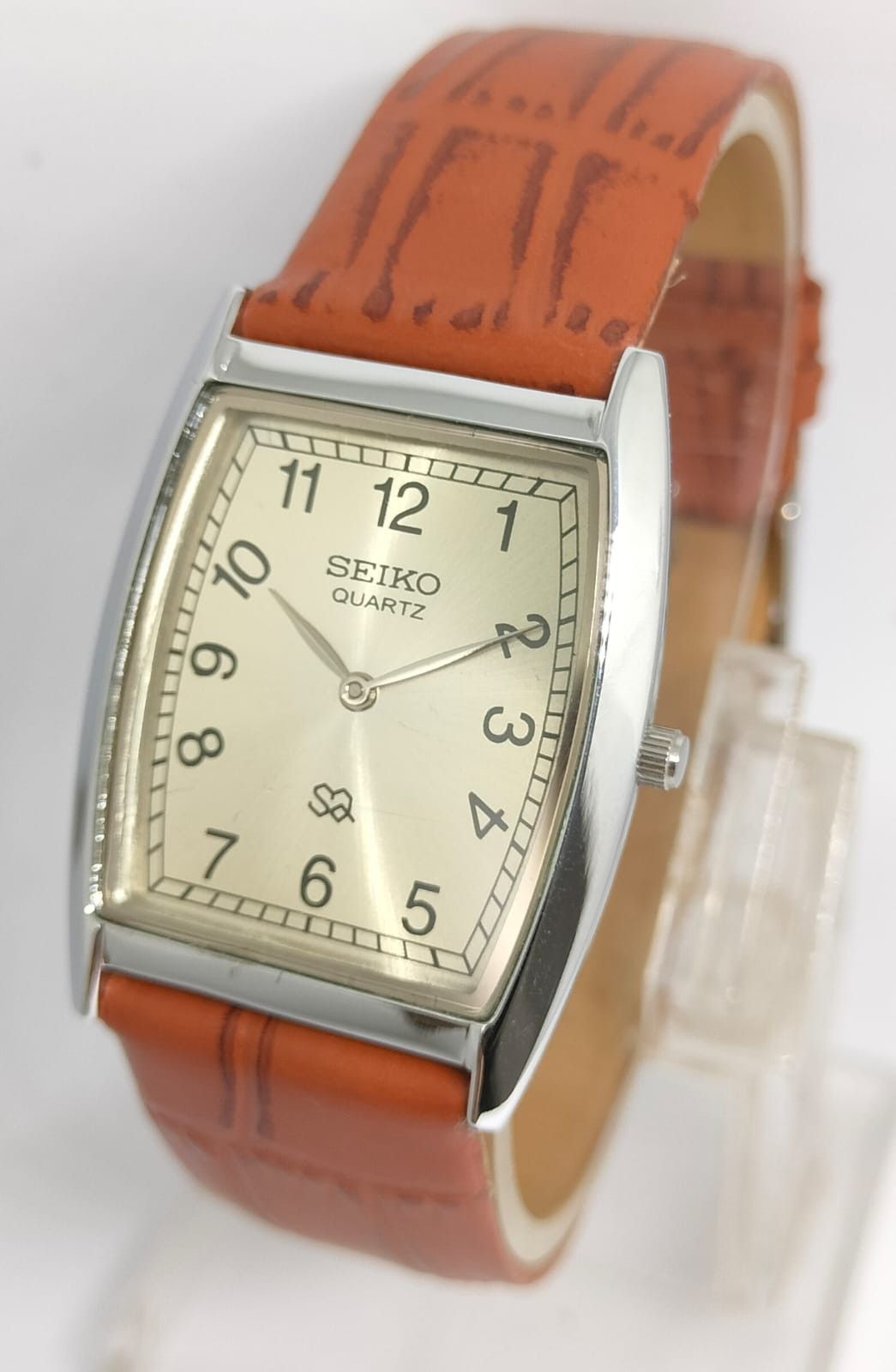 Seiko SEIKO SLIM SQ QUARTZ SILVER DIAL RECTANGULAR WRIST WATCH | Grailed