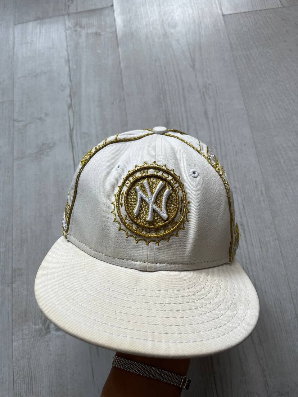 Hat × New Era × Streetwear New Era Cap MLB Fitted Hat White 100 dollar ...