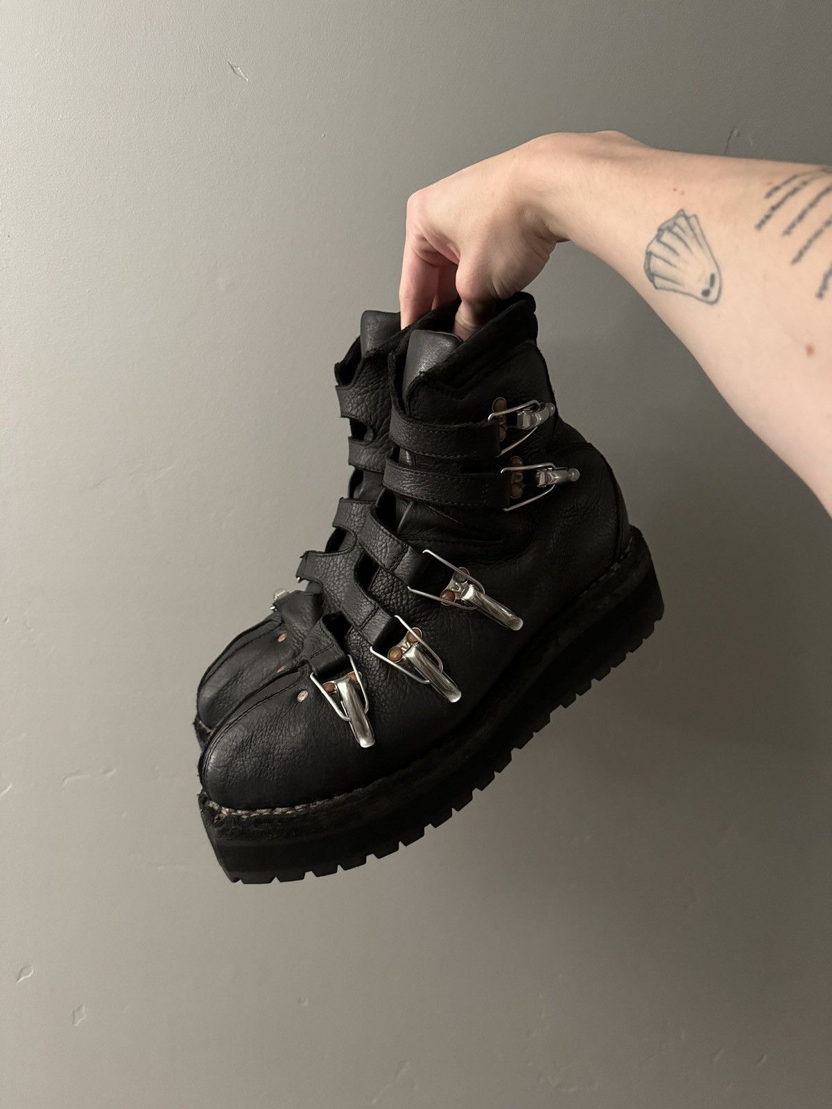 Guidi Guidi 22 metal clasp boot | Grailed