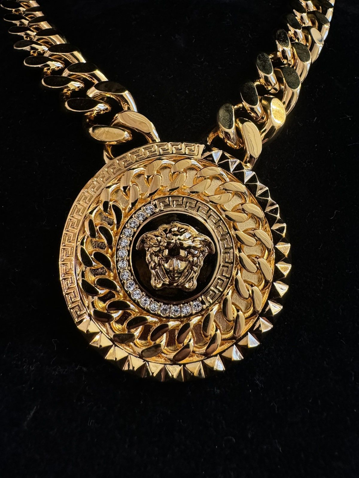 Gianni Versace × Streetwear × Versace ⚜️ Versace Medusa Chunky Cuban ...