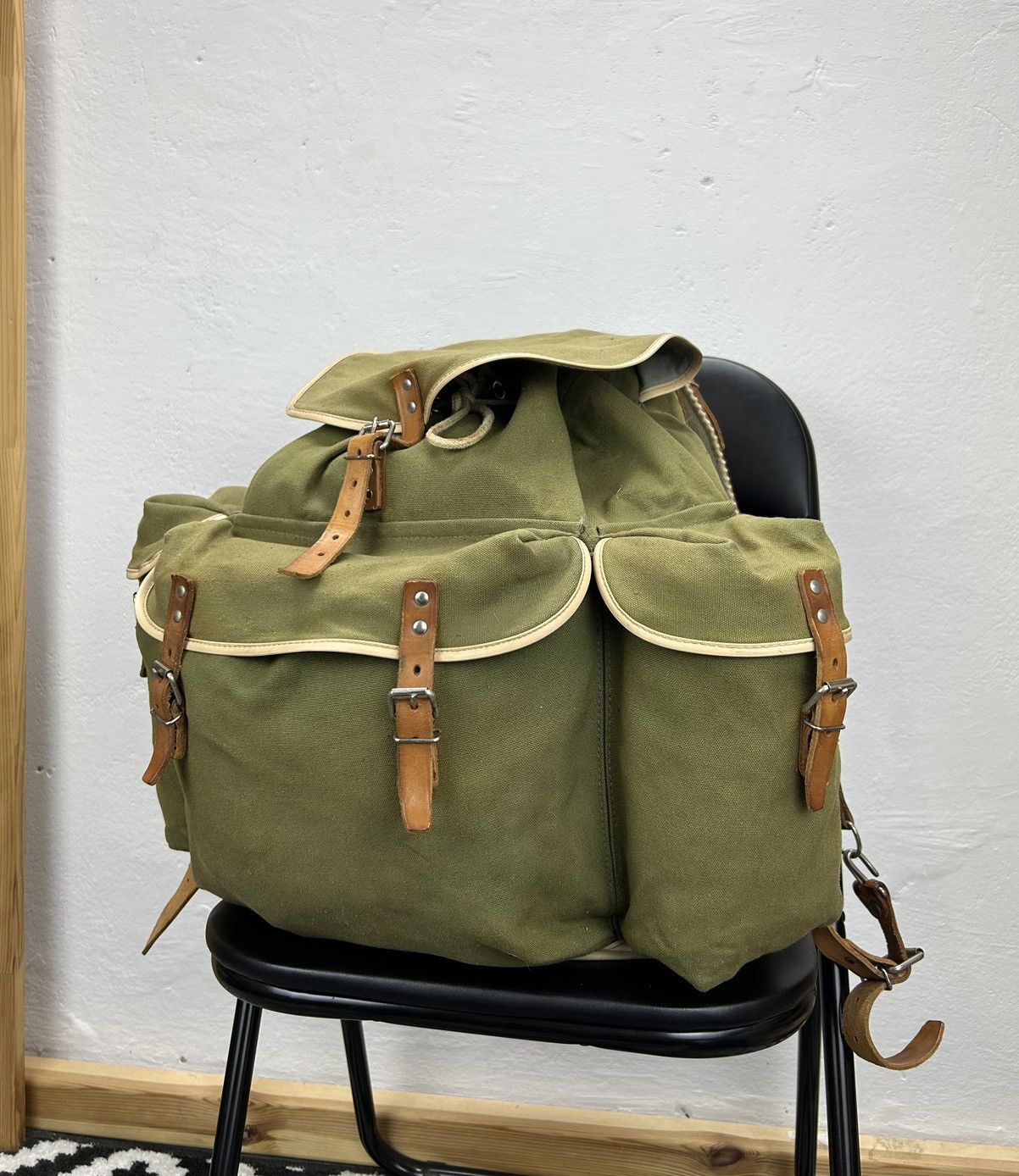 Vintage VINTAGE WILD HEERBRUGG SURVEYING SURVEY RUCKSACK Backpack | Grailed