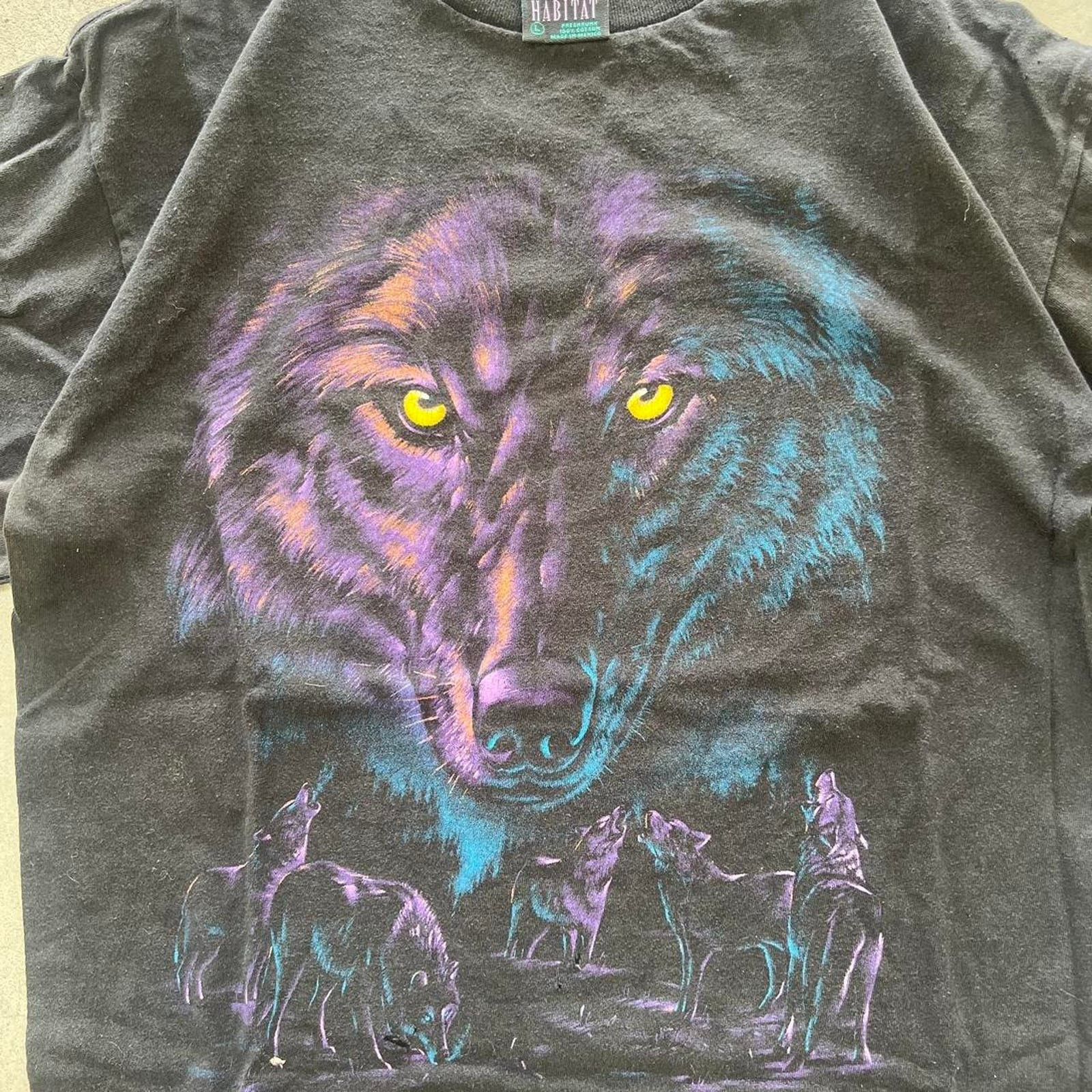 Vintage Vintage 90s Wolf Animal Big Face Wolves Art Habitat T-Shirt ...