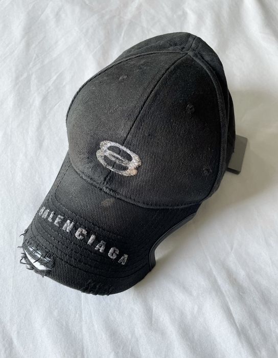 Balenciaga Distressed Unity Sports Cap NWT (L) | Grailed