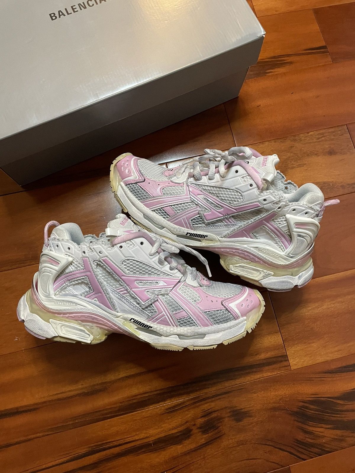Balenciaga Balenciaga runner pink | Grailed