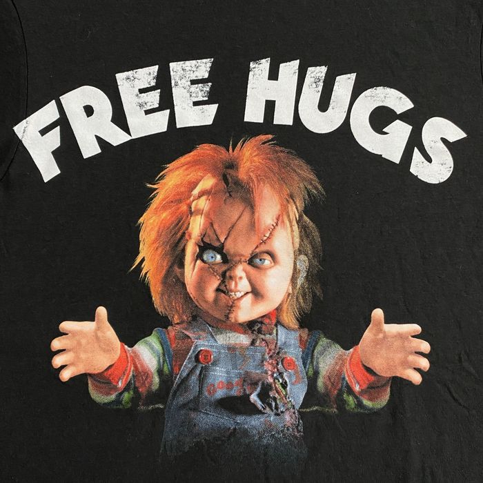 Universal Studios Free Hugs Chucky Movie Horror Poster Tee S | Grailed