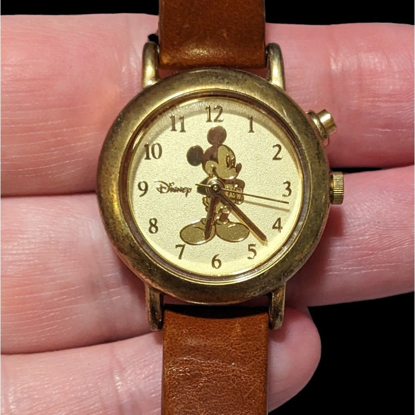 Disney Vintage SII Collectible Gold Mickey Watch | Grailed