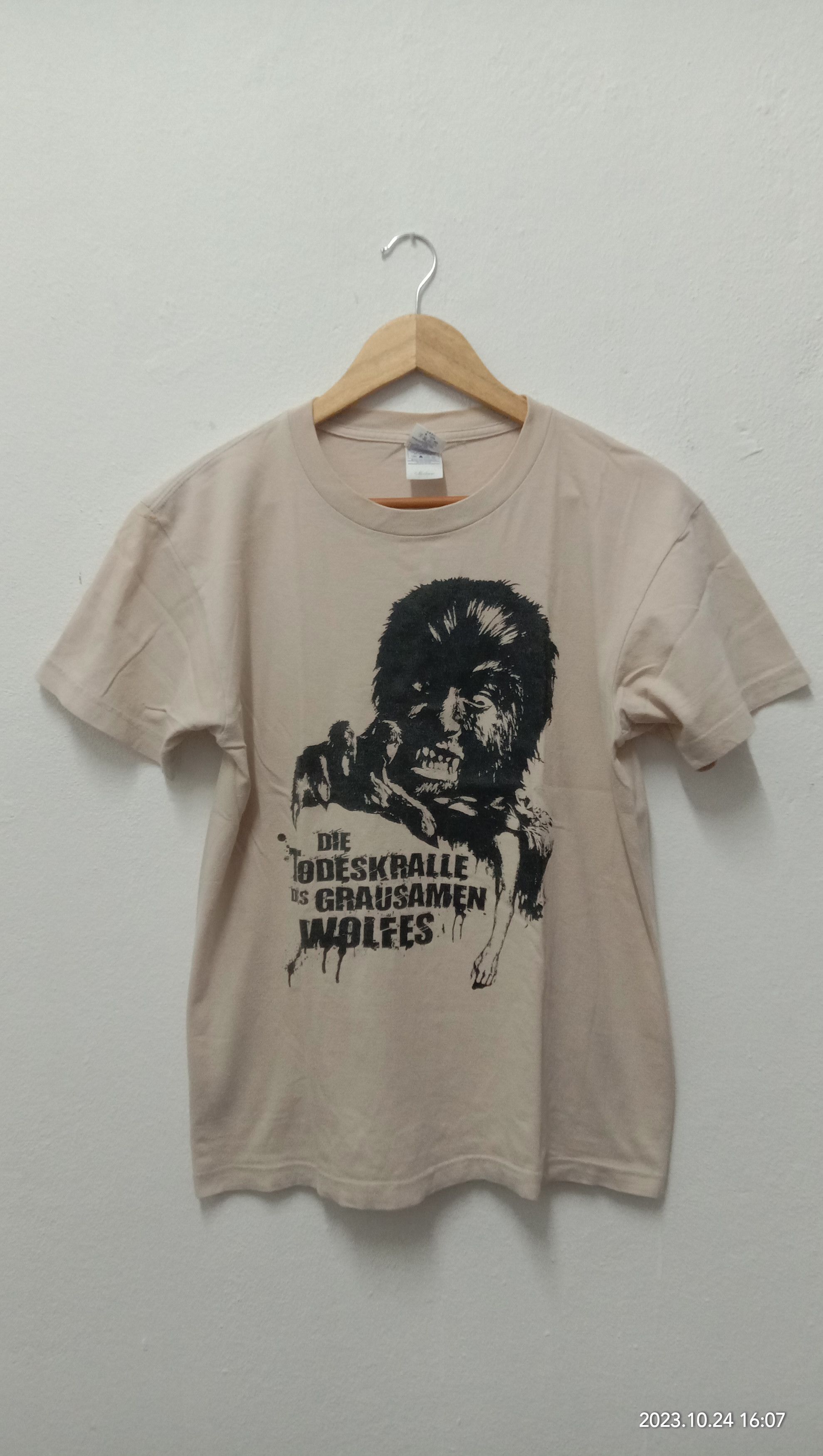 Movie Horror movie Die Todeskralle Des Grausamen Wolfes | Grailed Movie Horror movie Die Todeskralle Des Grausamen Wolfes | Grailed